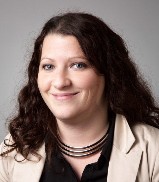 Manuela BASSO - Responsable Marketing trilingue